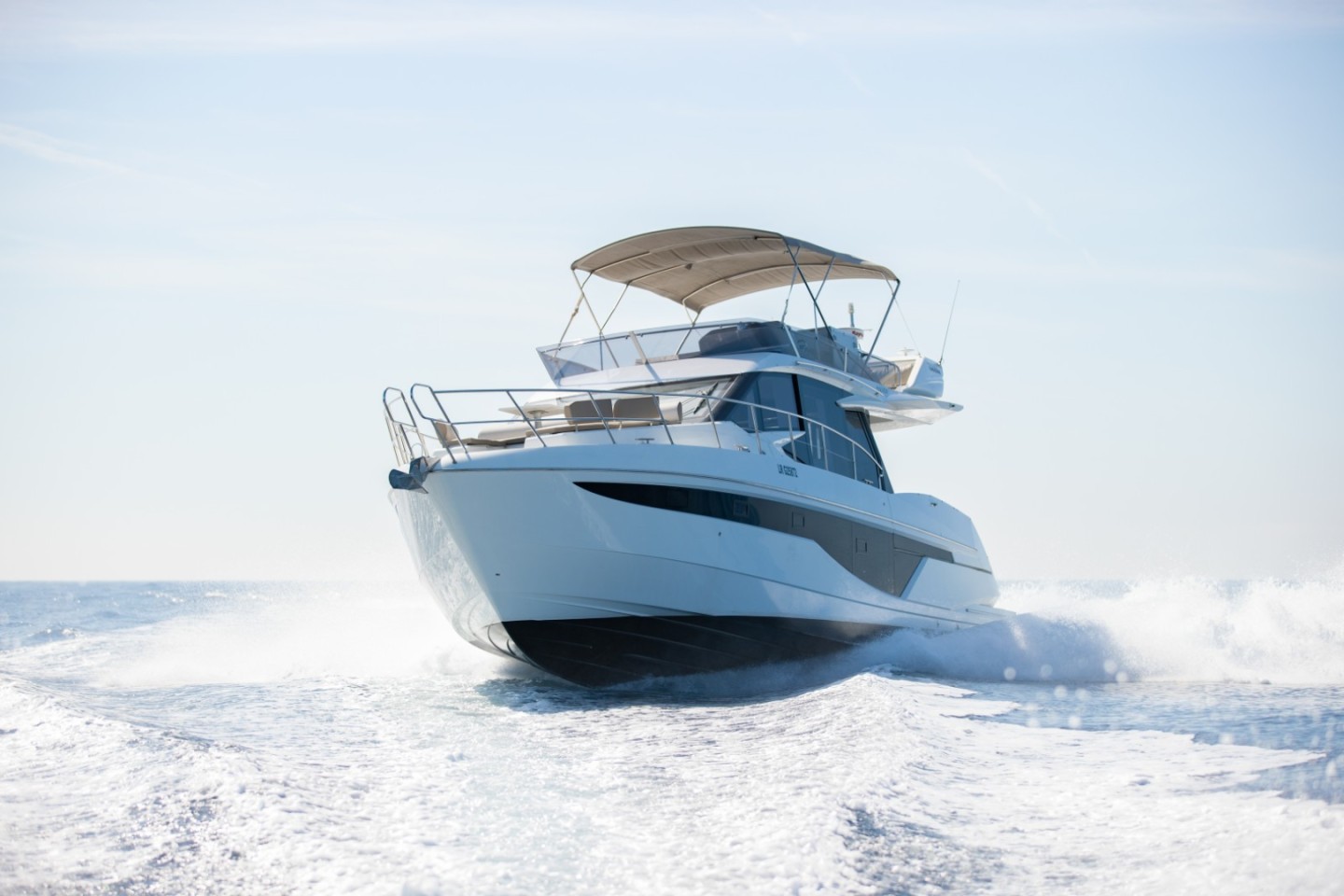 Mieten Sie ein Motorboot Galeon 460 Fly Mandelieu-la-Napoule (Mojito ...