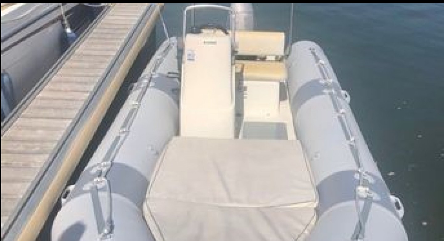 Mieten Sie ein Schlauchboot Zodiac cherokee 480 Marsylia (Cherokee ...