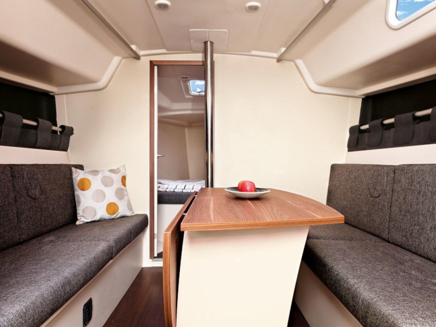 Mieten Sie ein Segelboot Dehler Varianta 37 Altefähr (Leila) - SamBoat