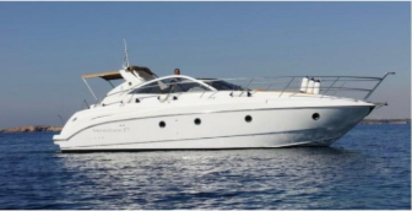 Mieten Sie ein Motorboot Bénéteau Monte Carlo 37 HT Port d'Alcudia ...