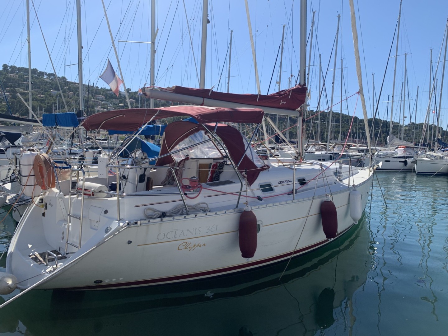 Mieten Sie ein Segelboot Bénéteau Oceanis 361 Clipper Propriano (ADAGIO ...