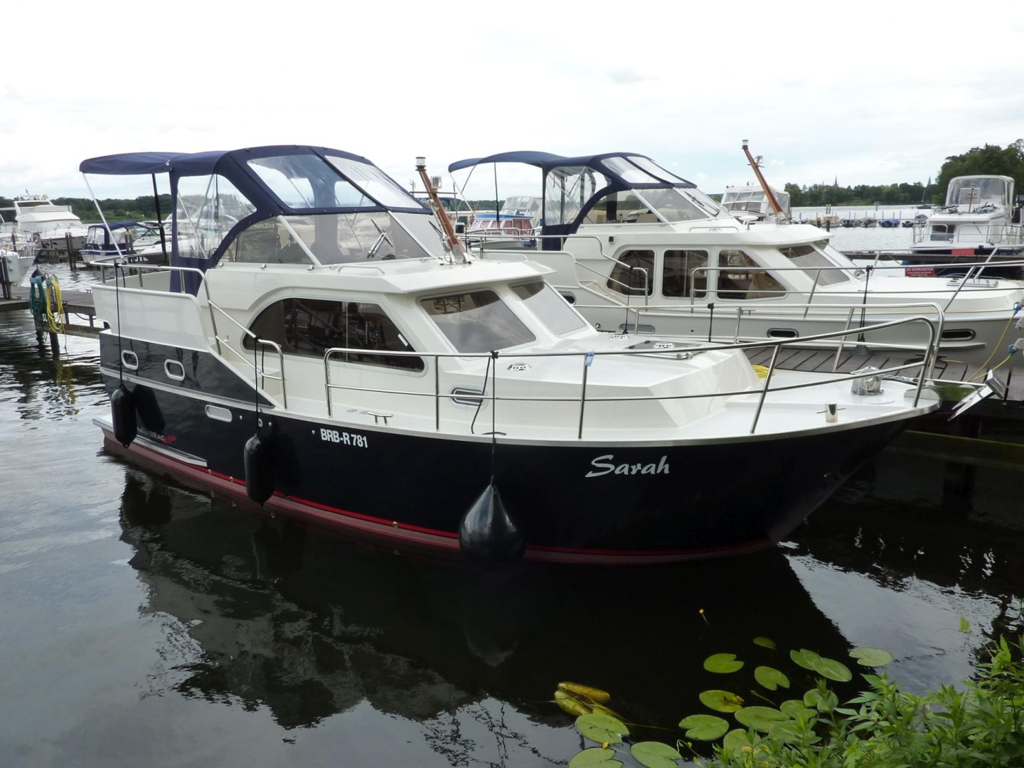 Mieten Sie ein Motorboot Concordia 85 AC Werder (Havel) (Sarah) | SamBoat