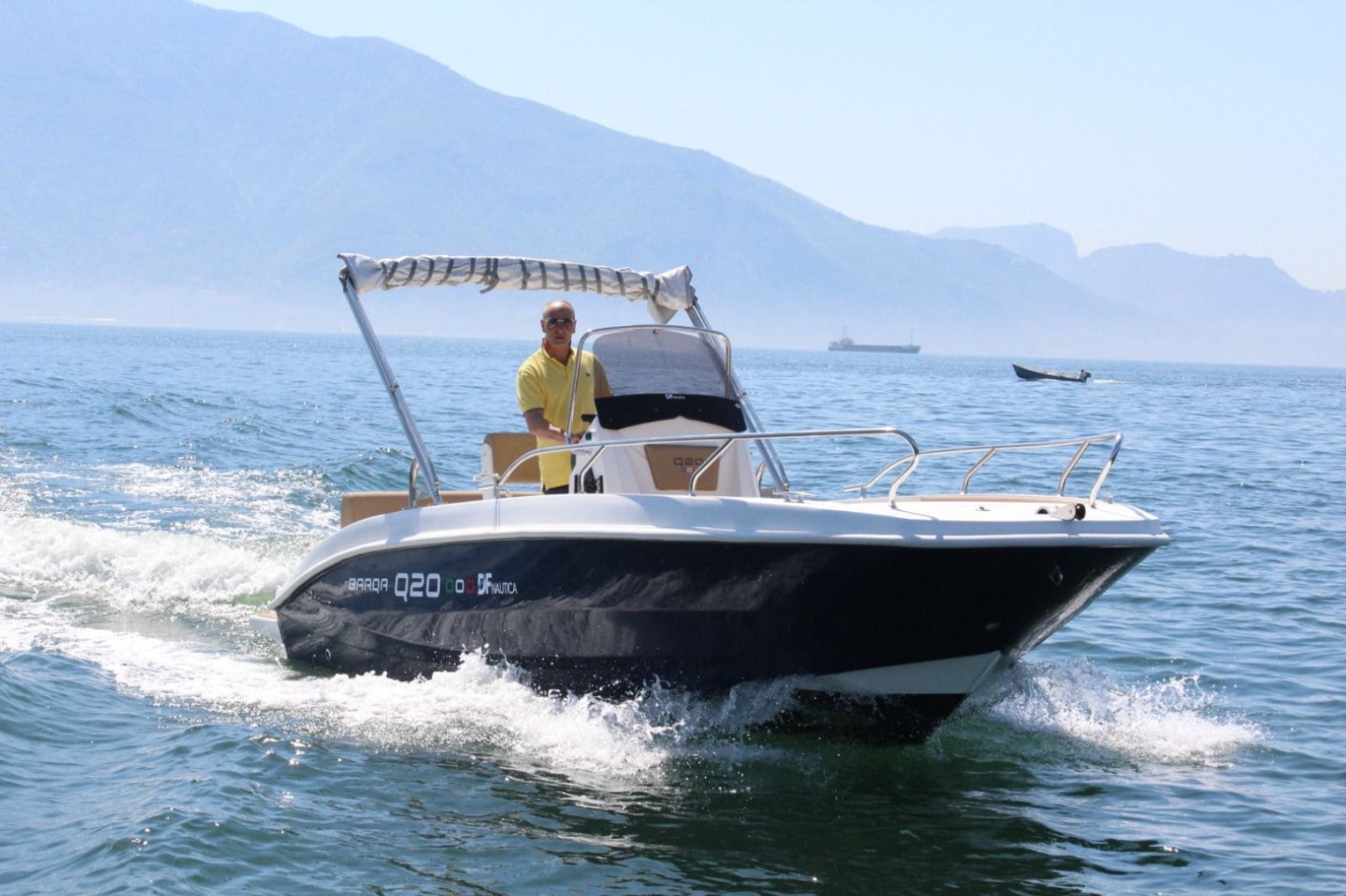 Mieten Sie ein Motorboot Barqa Q20 Torre Annunziata (BARQA Q20 AMMARE ...