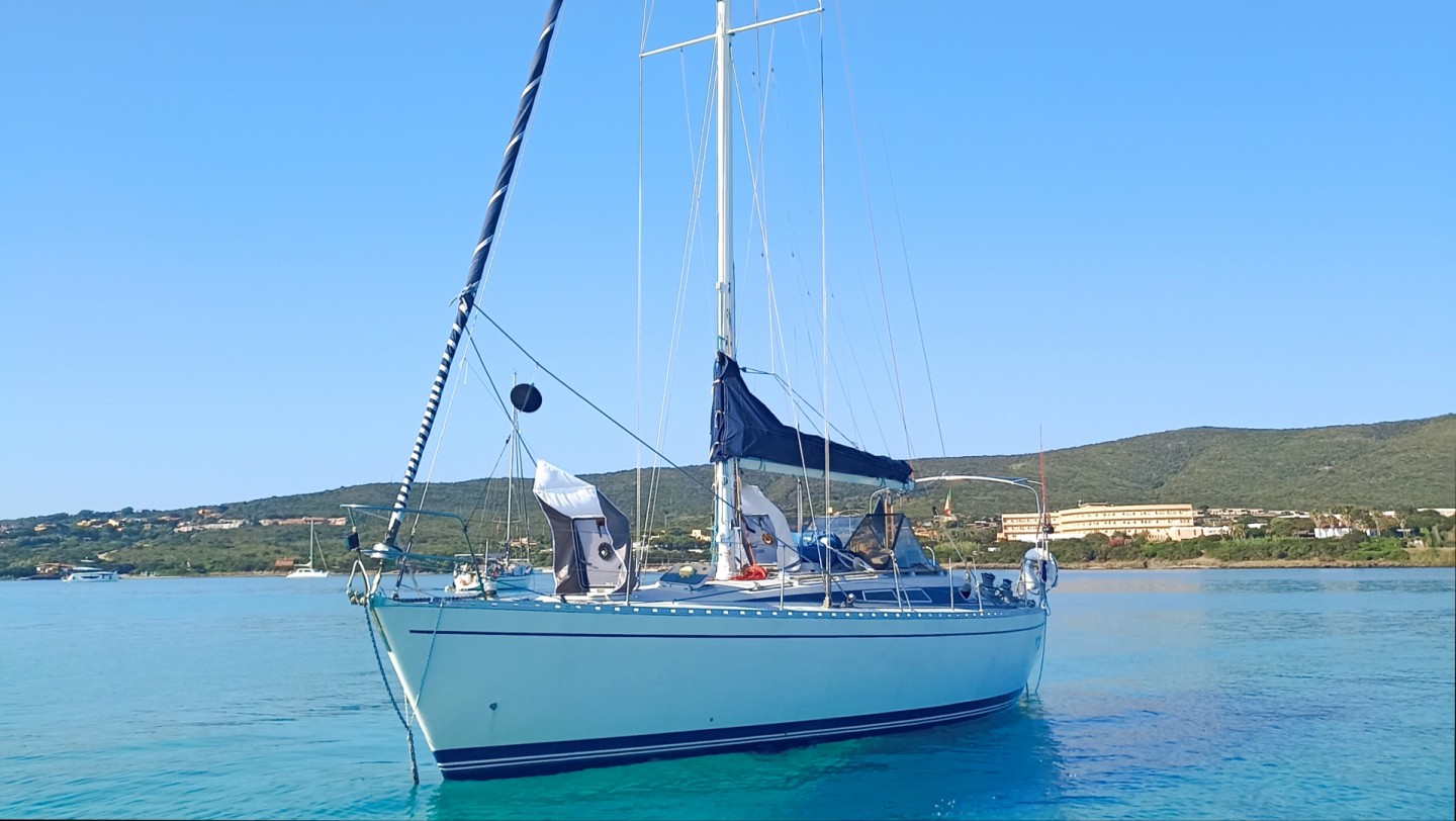 Mieten Sie ein Segelboot Comar Comet 420 Arbatax (Woolloomoolootoo ...