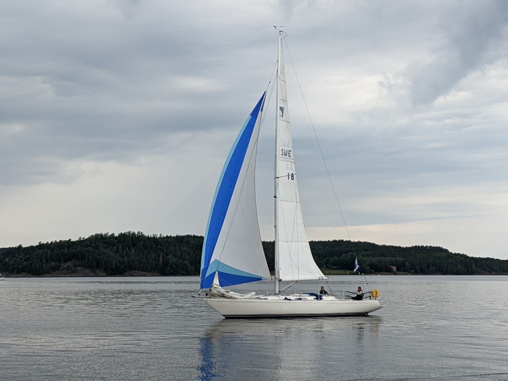 Mieten Sie ein Segelboot Omega 42 Ljungskile - SamBoat