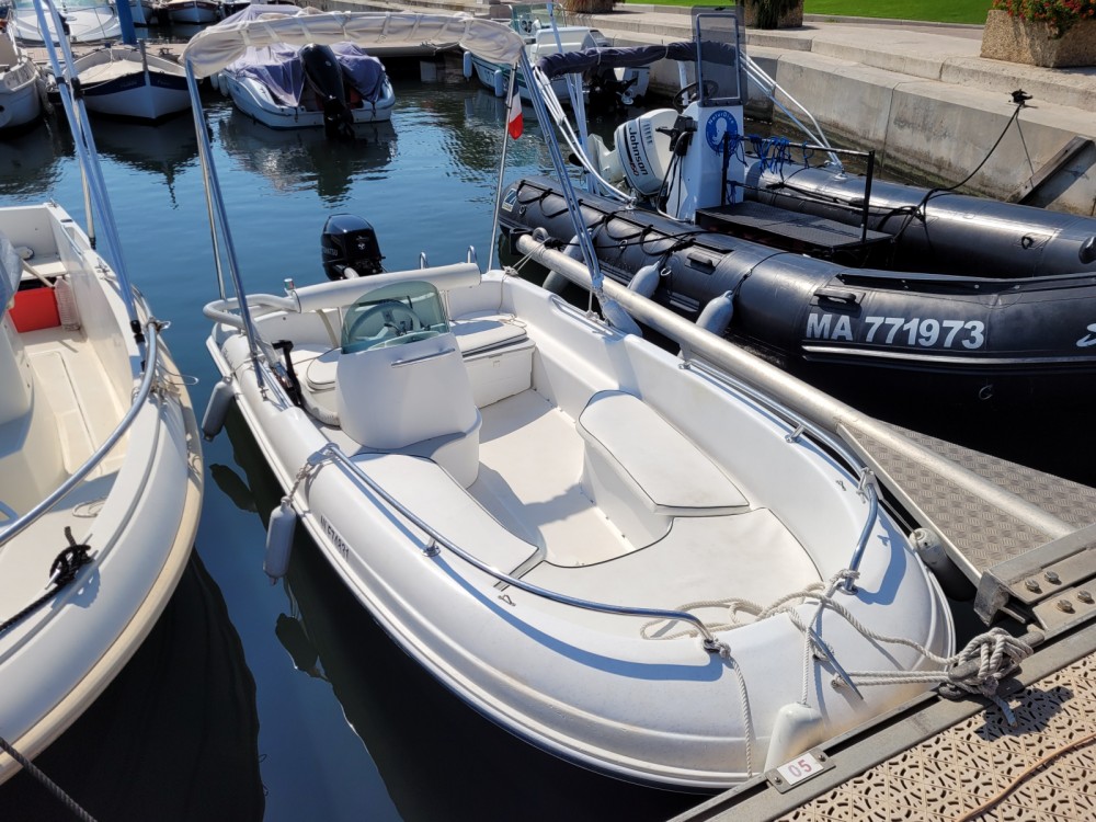 Mieten Sie ein Motorboot Rigiflex Cap 400 Cannes (L'Hédoniste) - SamBoat