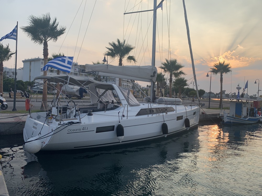 Mieten Sie ein segelboot Bénéteau Oceanis 41.1 Rhodos (Ocyrhoe) - SamBoat