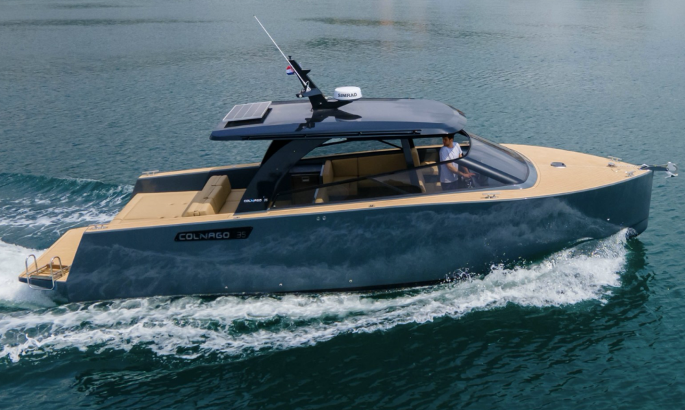 Mieten Sie ein Motorboot Colnago 35 Open Makarska (Colnago Marine 35 ...